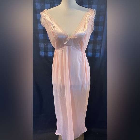 Dara-Jane | Intimates & Sleepwear | Vintage Darajane Intimate Pink ...